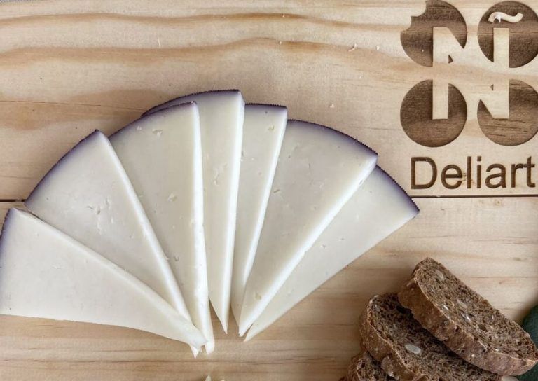 Lactose-Free Cheeses Guide