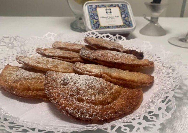 Empanadillas de Membrillo Recipe - Spanish Quince Pastries